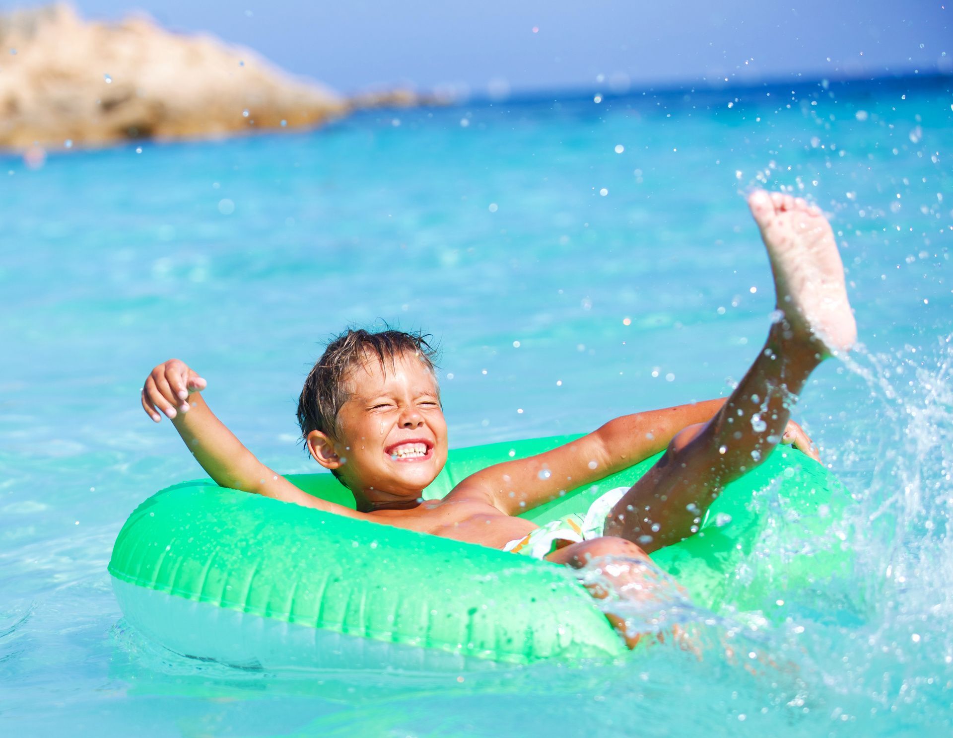 Swim Parties | SafeSplash + SwimLabs Newington